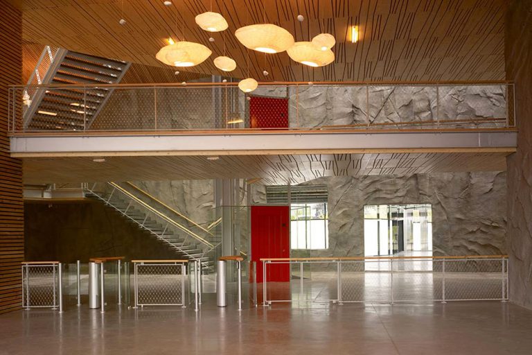 SIEGE MONDIAL DE ROSSIGNOL - SAINT-JEAN-DE-MOIRANS - LASA